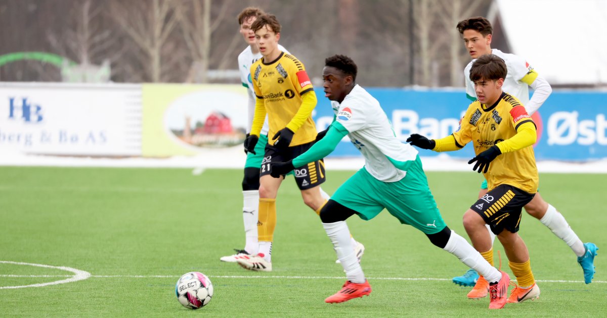 Alan Cole på U17-landslaget / HamKam