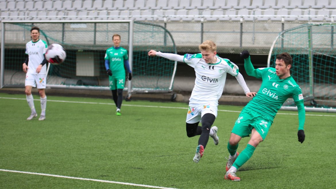 Årets første på Briskeby / HamKam