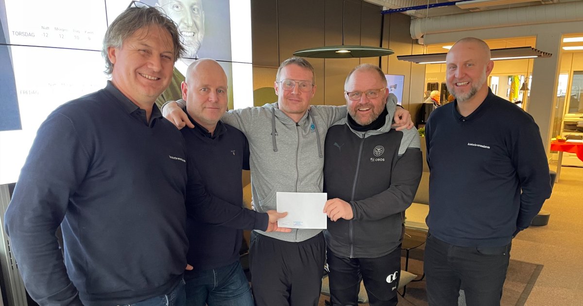 Kontorleverandøren med julegave til Gatelaget / HamKam